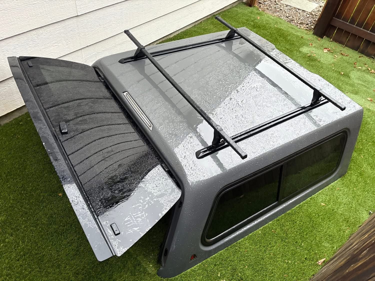 Leer 100xr 56ff15 topper/camper/shell for sale. Fits Ford F-150 5’6 ...